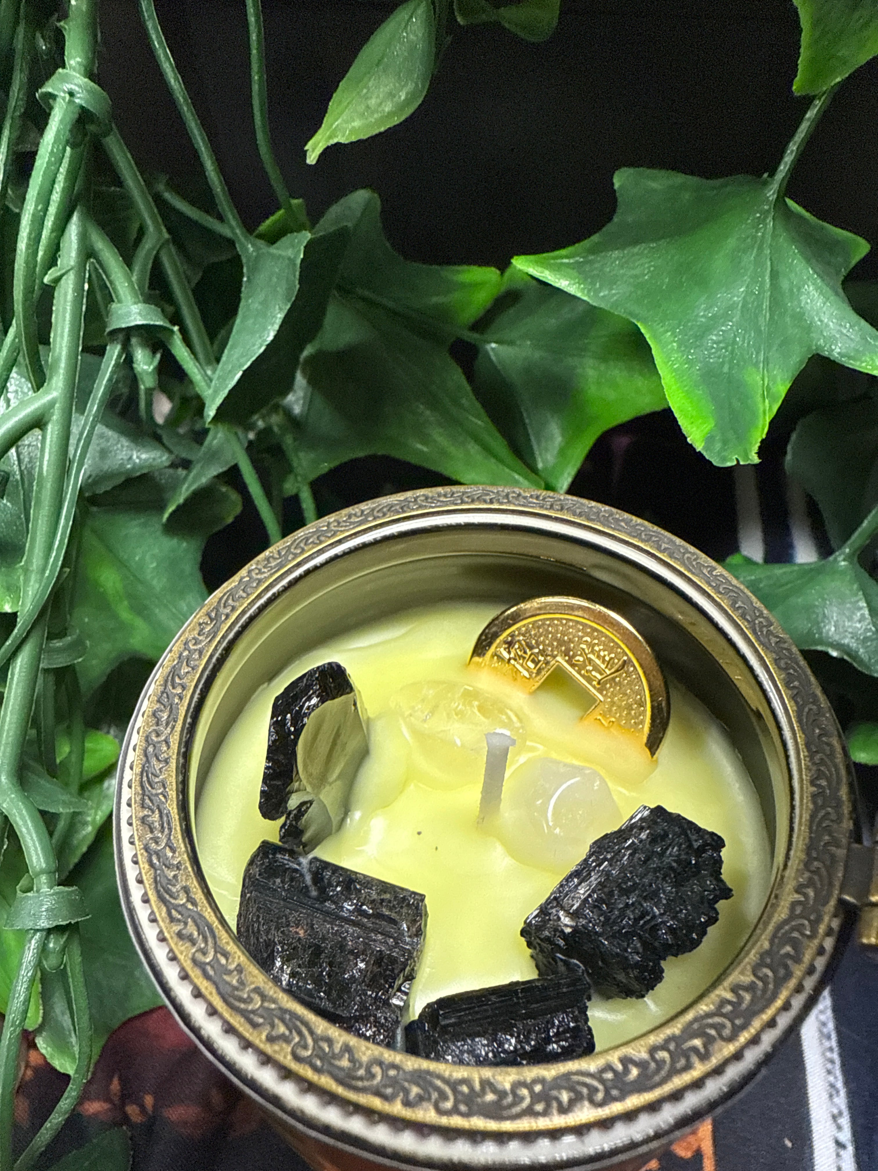 Vela con cuarzo de Turmalina y obsidiana y cuarzos cristal – Cuarzos y Mas